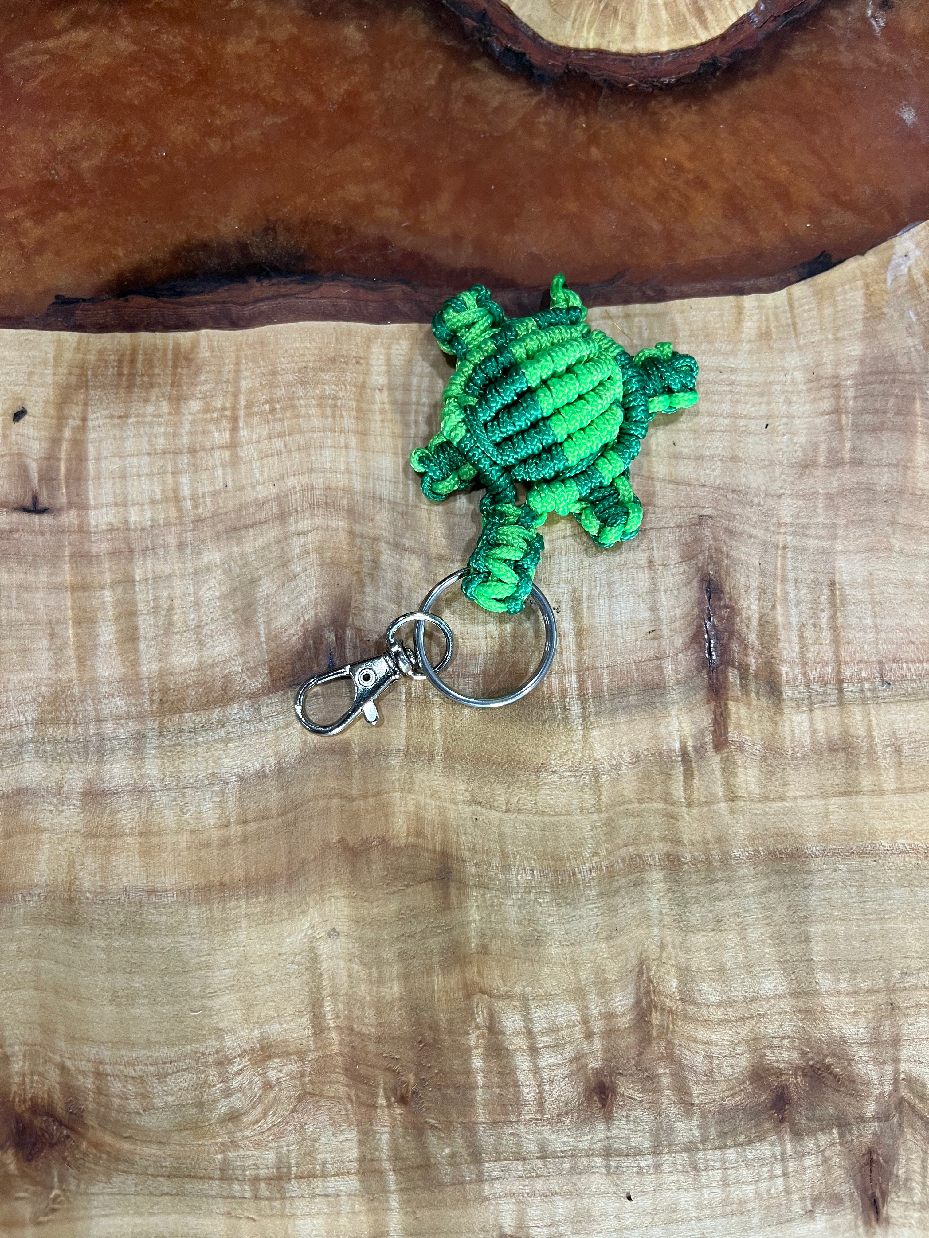 Macrame' Turtle – Prari Tie-dye, Macrame' and More
